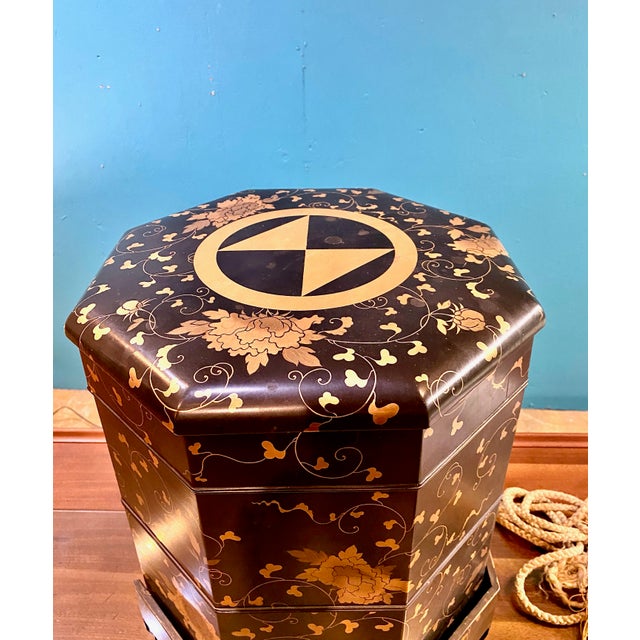 Japanese Lacquer Storage Box | Chairish