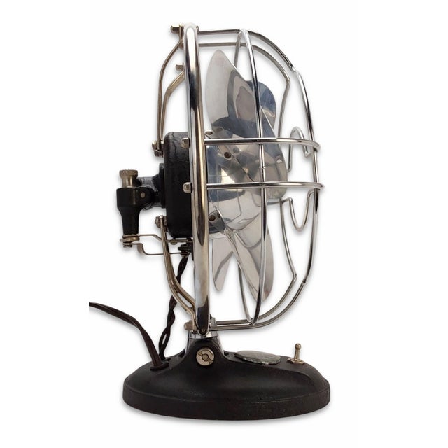 Circa 1937 Art Deco/Modernist Gilbert Aristrocrat "Swan" Oscillating ...