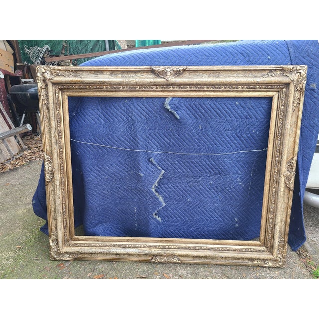 Vintage Traditional Wooden Picture Frame | Chairish