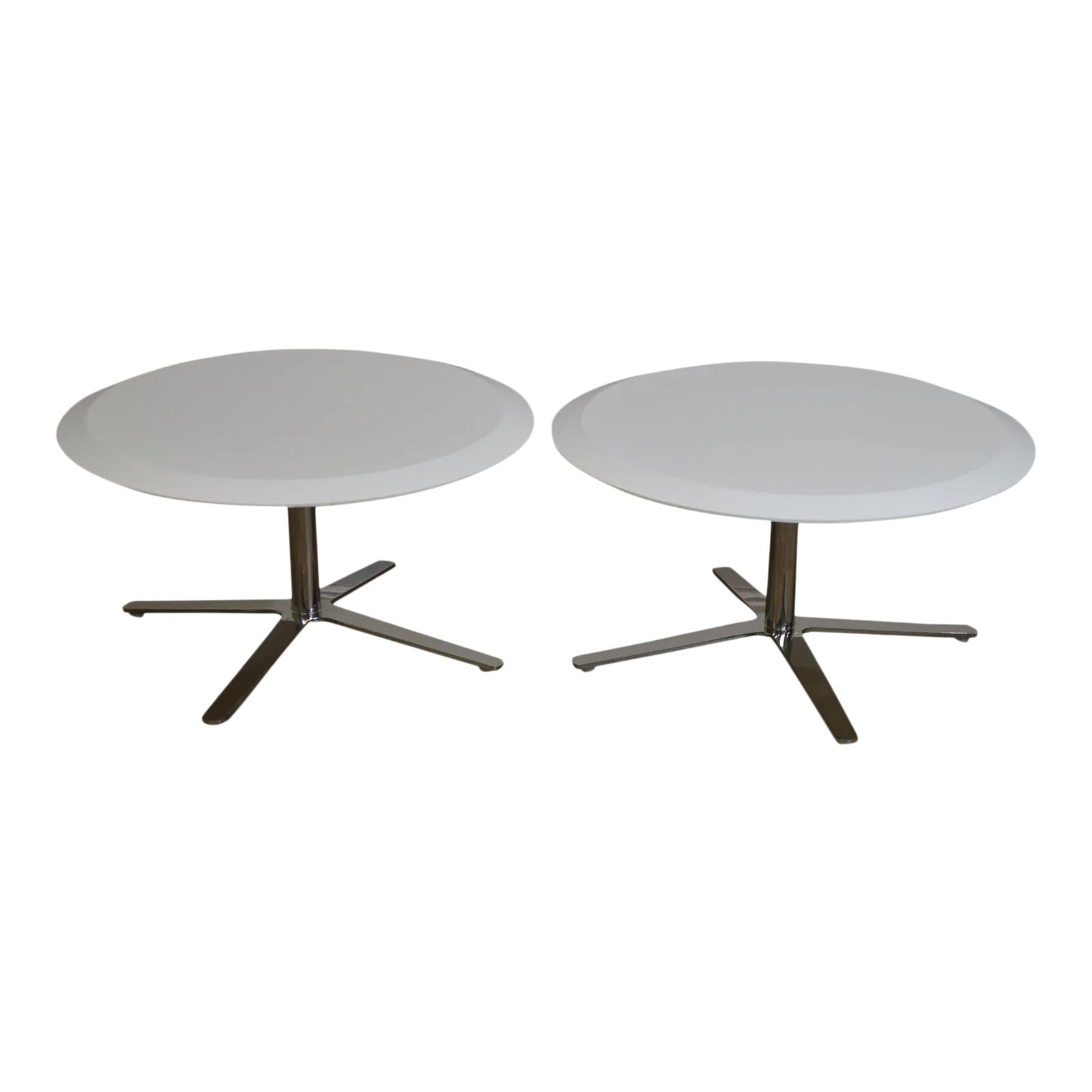 Cumberland Mid-Century Modern Style Chrome Pedestal Base Round White ...