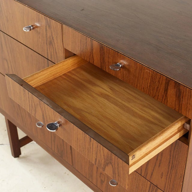Directional Mid Century 10 Drawer Lowboy | Chairish