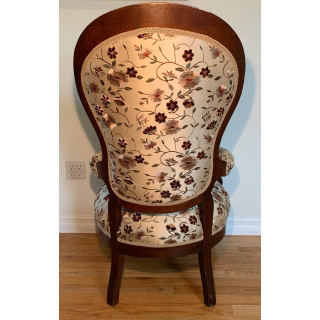 Mid 19th Century Antique American High Victorian Walnut Elbow Chair ...