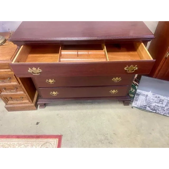 Kindel Furniture Vintage Solid Mahogany Georgian Dresser - Late 20th ...