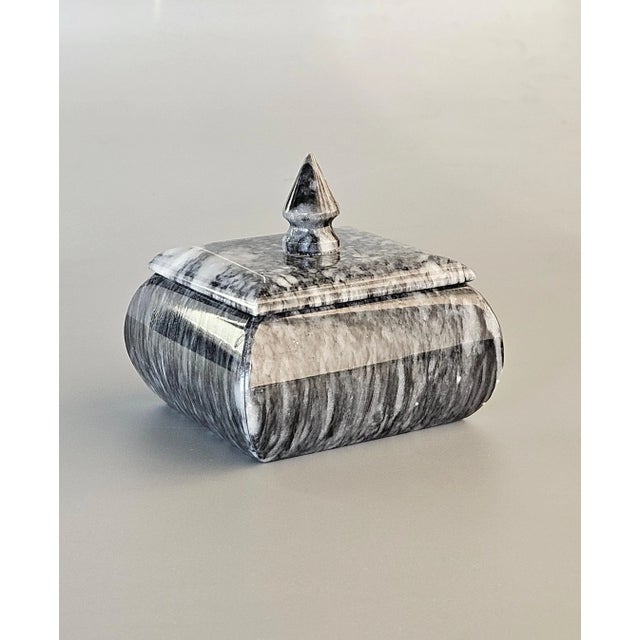 Vintage Hand Carved Dark Gray Polished Marble Lidded Jewelry Trinket ...