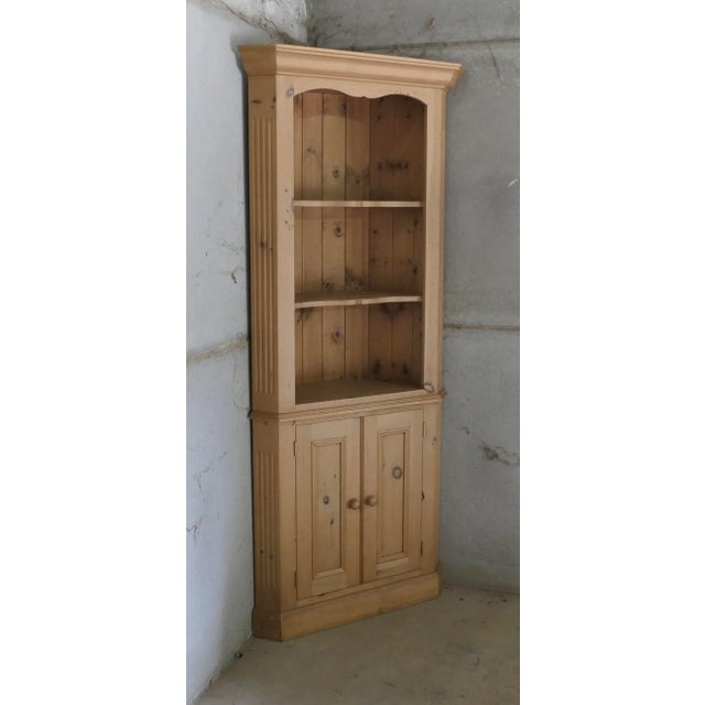 Tall pine corner unit store