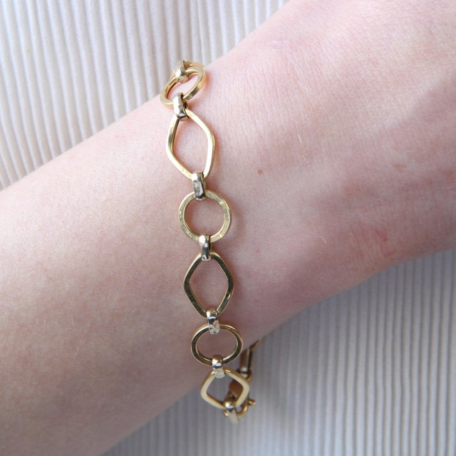 Modern 18 Karat Yellow Gold Alternating Links Bracelet | Chairish