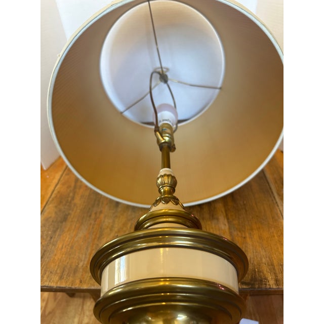 Vintage Stiffel Beige Enameled Brass Table Console Lamp With Original ...
