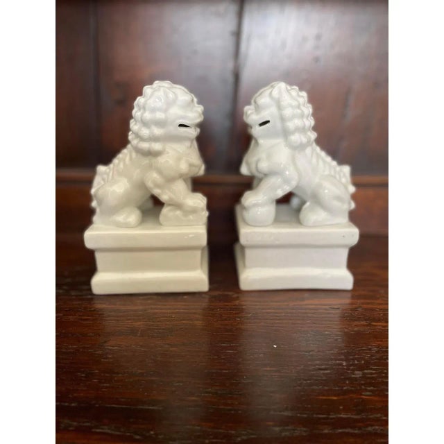 Modern Chinoiserie Mini White Foo Dogs- a Pair | Chairish