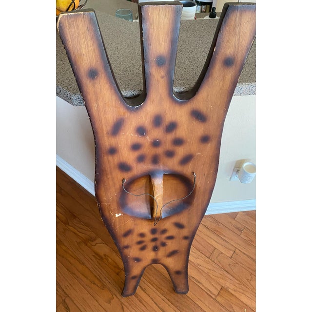 Vintage Wooden Philippine Native American Style Headhunter Shield ...