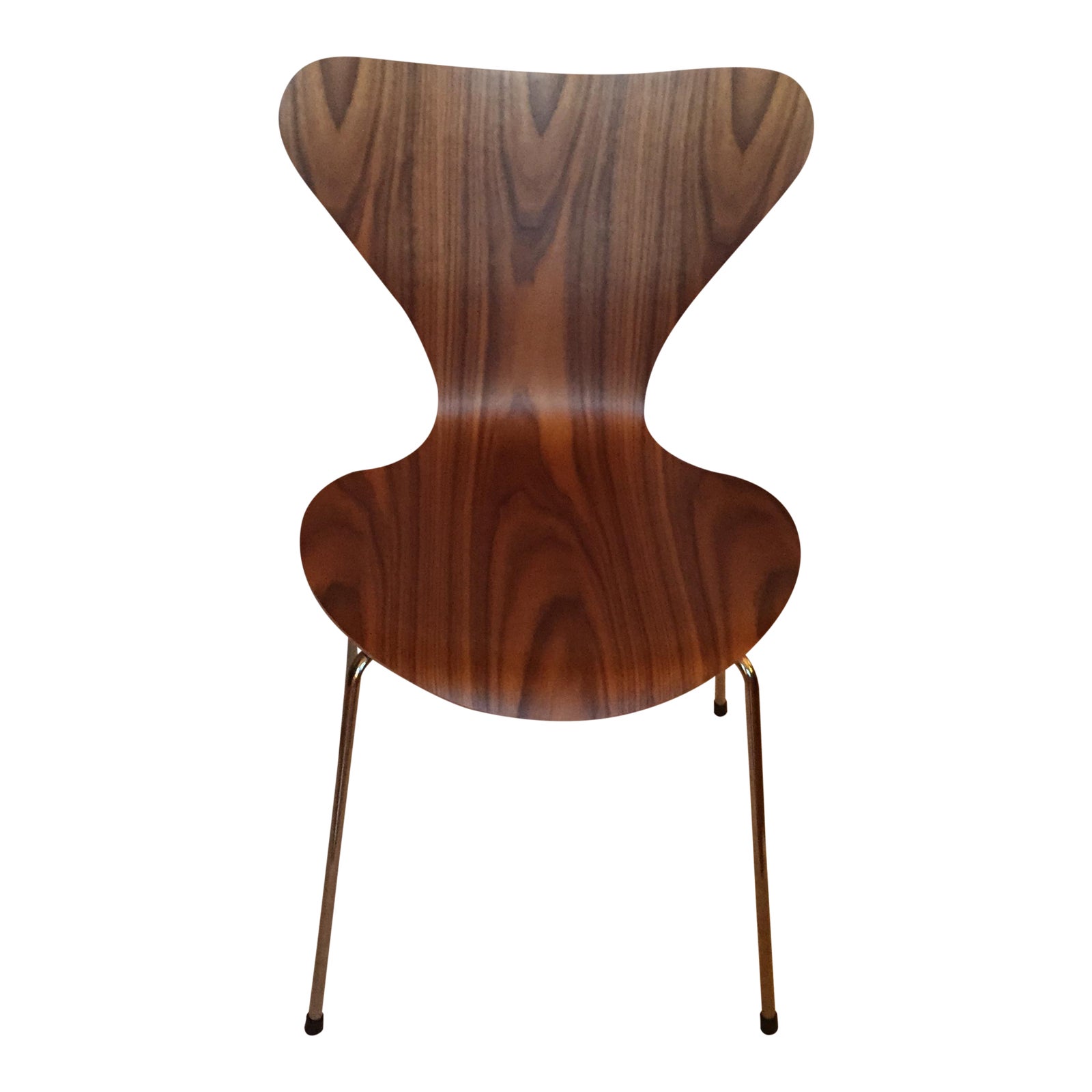 Arne Jacobsen Series 7 Chairs - Pair | Chairish