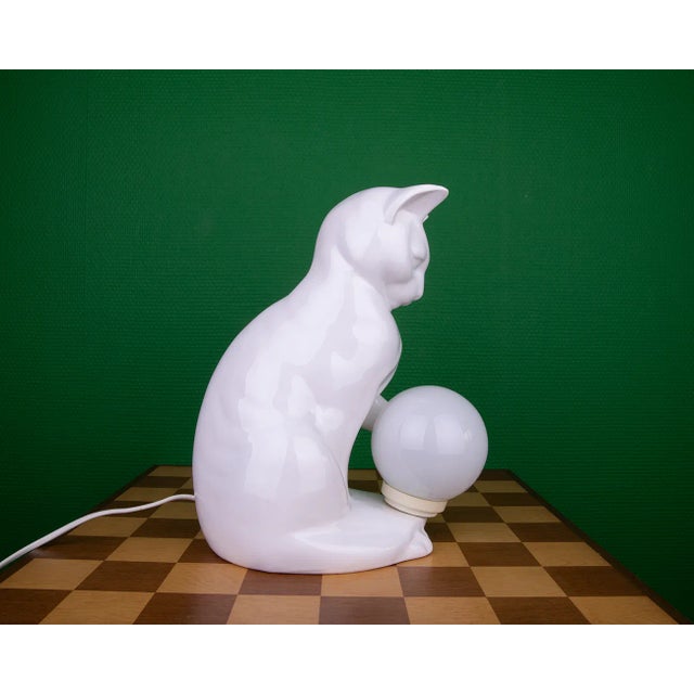 1970s White Ceramic Cat Table Lamp | Chairish