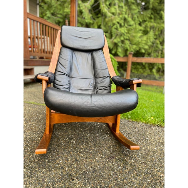 1970s Mid Century Modern Vintage Scandinavian Leather Rocking Chair ...