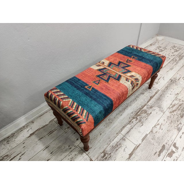 Contemporary Aztec Pattern Printed Rug Rug Uphlstered Ottoman Bench ...