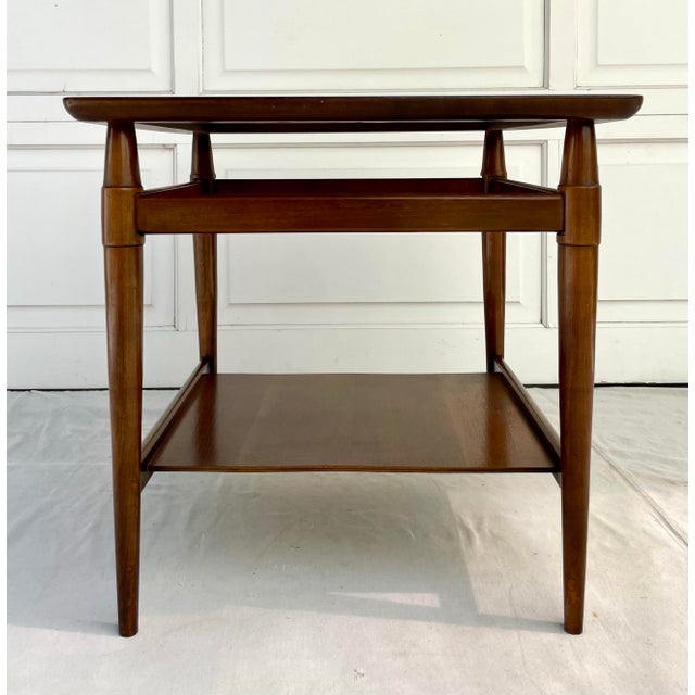 Mid-Century Modern Side Lamp Table in the Style of Lane | Chairish