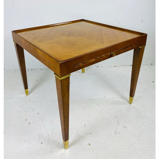 Elegant Vintage Henredon Walnut Side Table. | Chairish