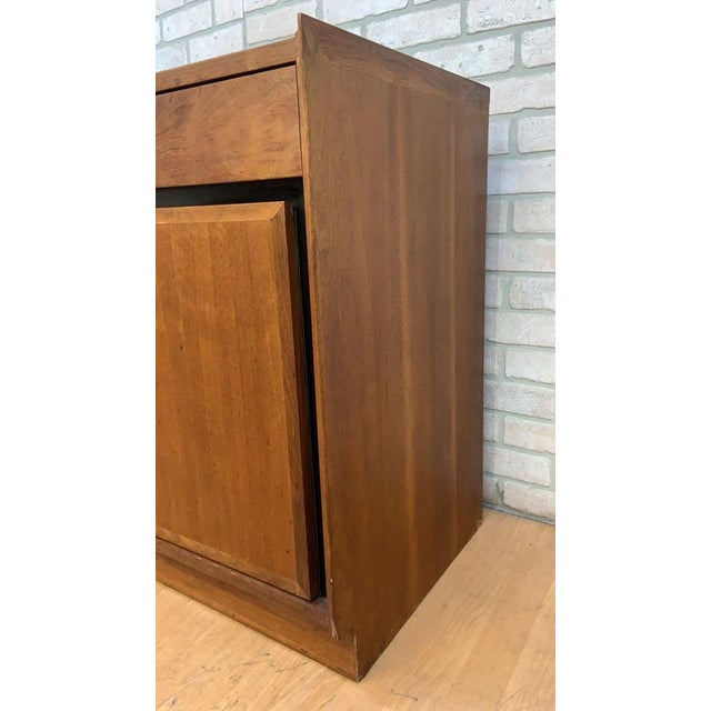 1960s Mid Century Modern Merton Gershun for Dillingham Walnut Sideboard ...
