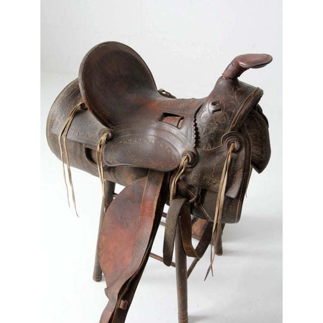 Vintage Western Saddle | Chairish