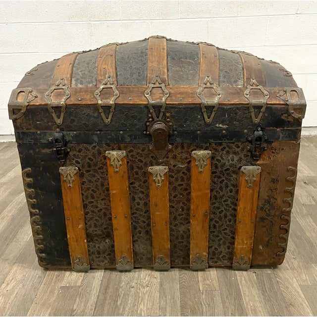 Antique Large Wood and Metal Camel Back Dome Back Steamer Trunk Chest ...
