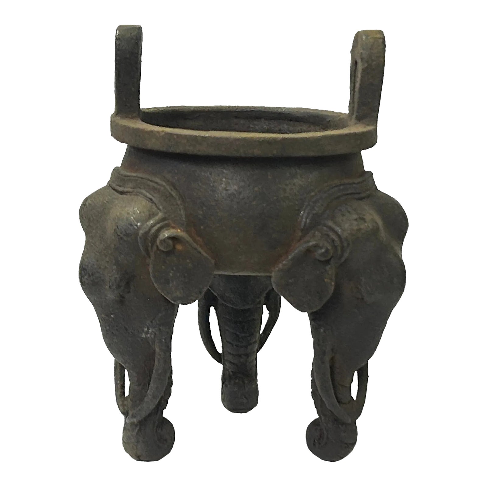 Rustic Iron Mixed Metal Elephant Head Trunk Tri-Legs Ding Display ...