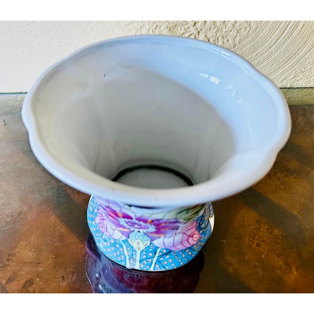 1980s Asian Cachepot Vase in the Style of Mottahedeh | Chairish