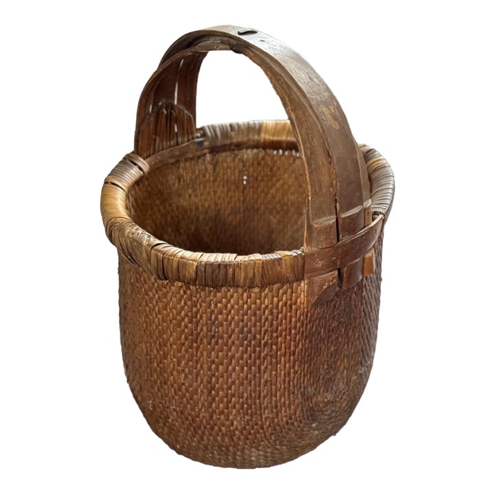 Large Early 20th Century Ariana Chinese Willow Rice or Grain Basket 23. ...