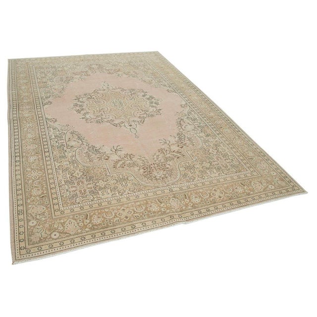 Vintage Beige Rug | Chairish