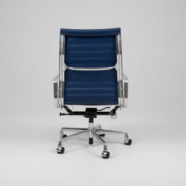 Eames Aluminum Group Executive Chair | Chairish