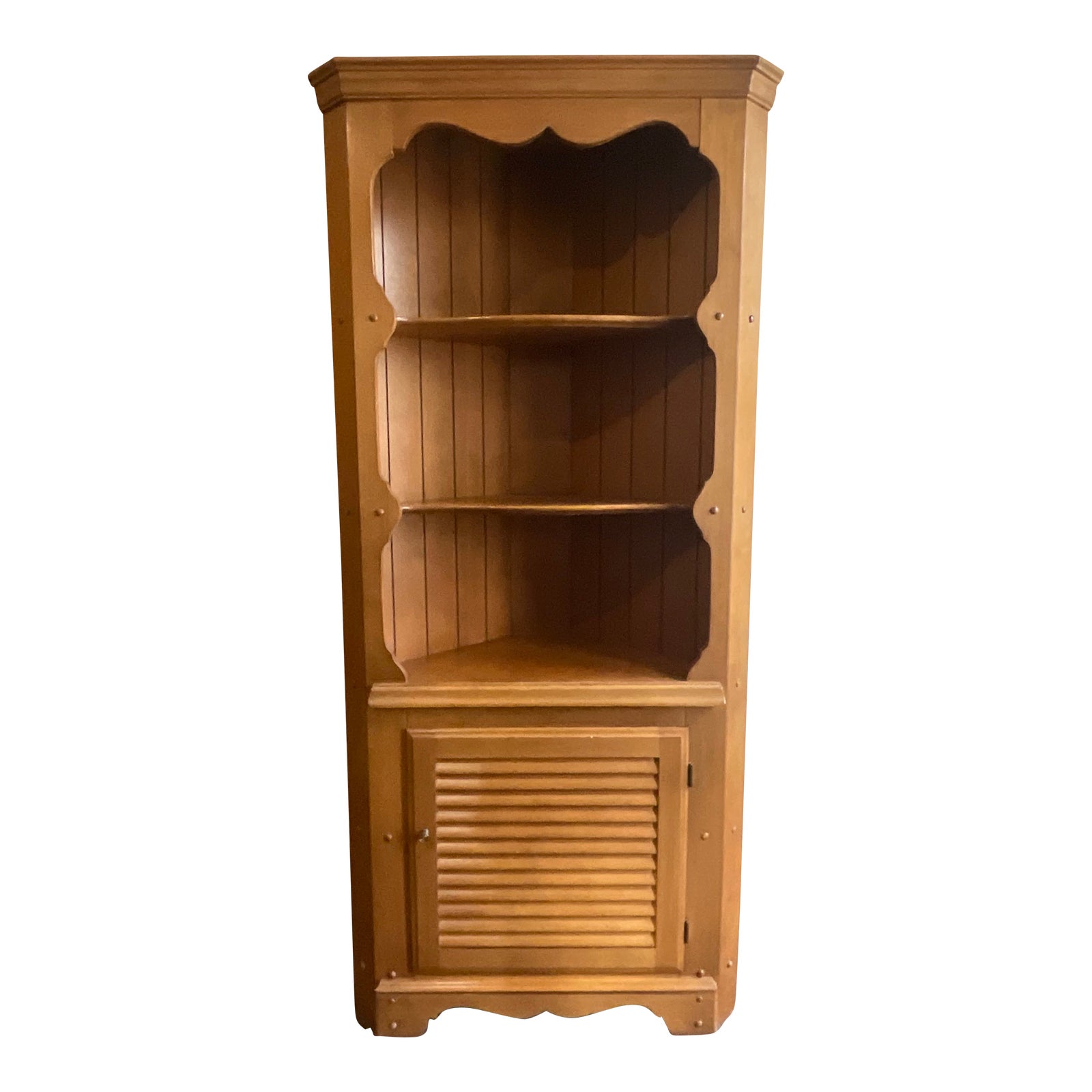 1970s Farmhouse Americana Tell City Corner Display Cabinet in Maple ...