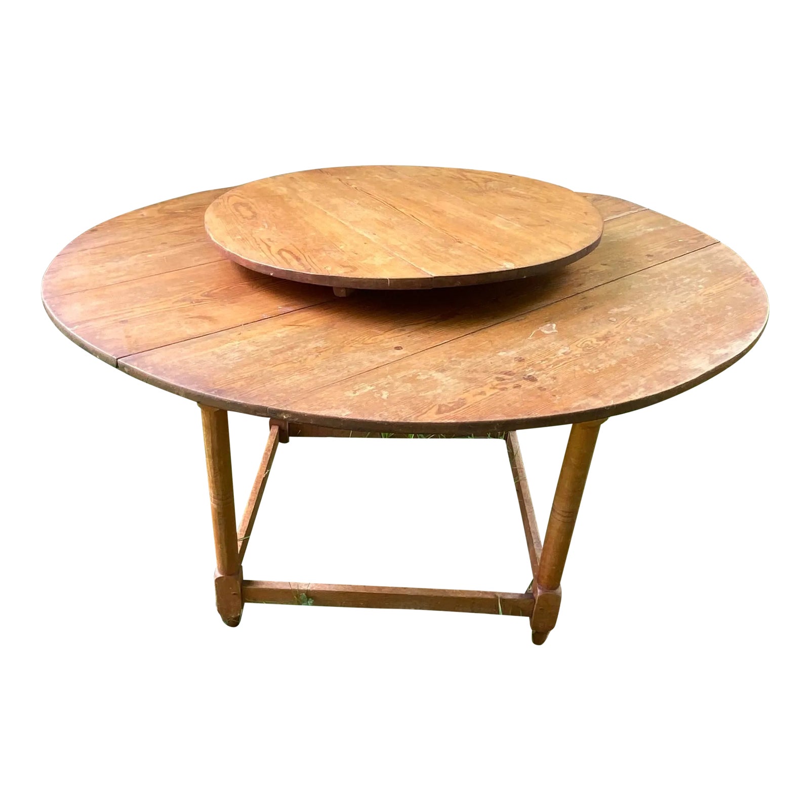 Round Ca 1840 American Farmhouse Dining Table | Chairish