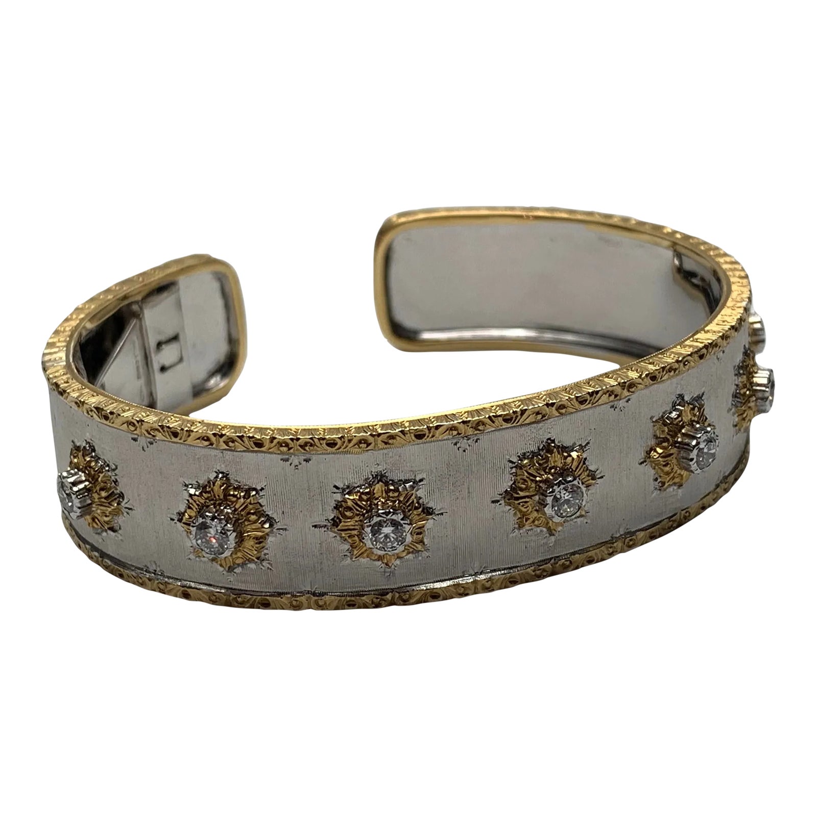 18kt Gold Florentine Diamond Bangle | Chairish