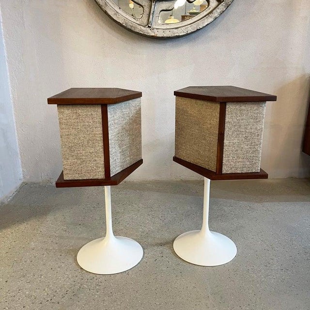 1968 Bose 901 Series Speakers on Eero Saarinen Tulip Bases | Chairish