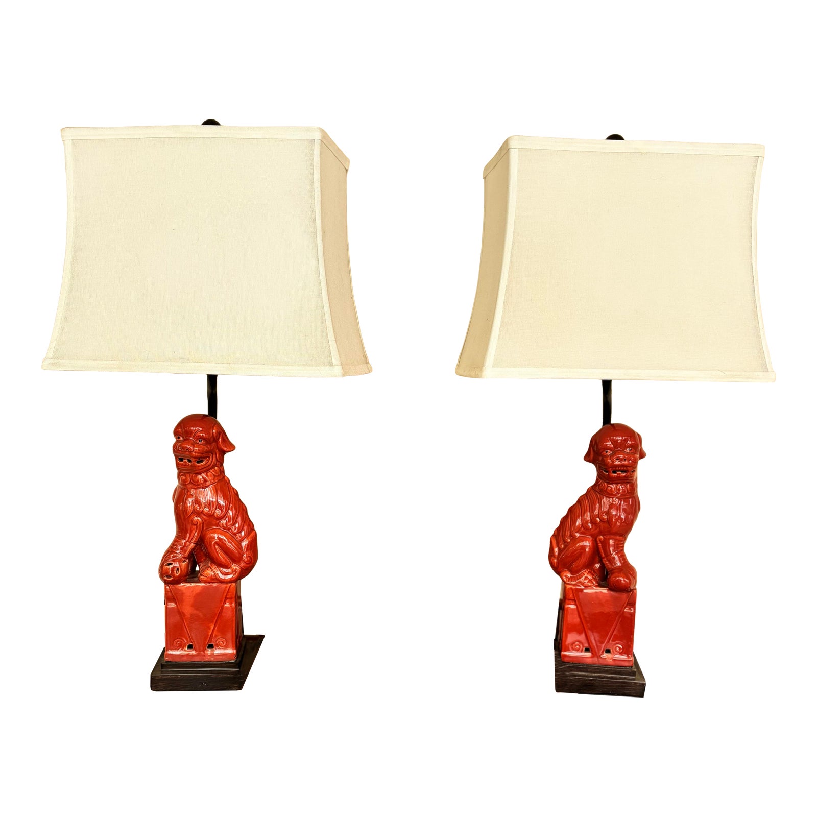 Mid 20th Century Foo Dog Lamps in a Beautiful Coral Red Color. Ceramic ...