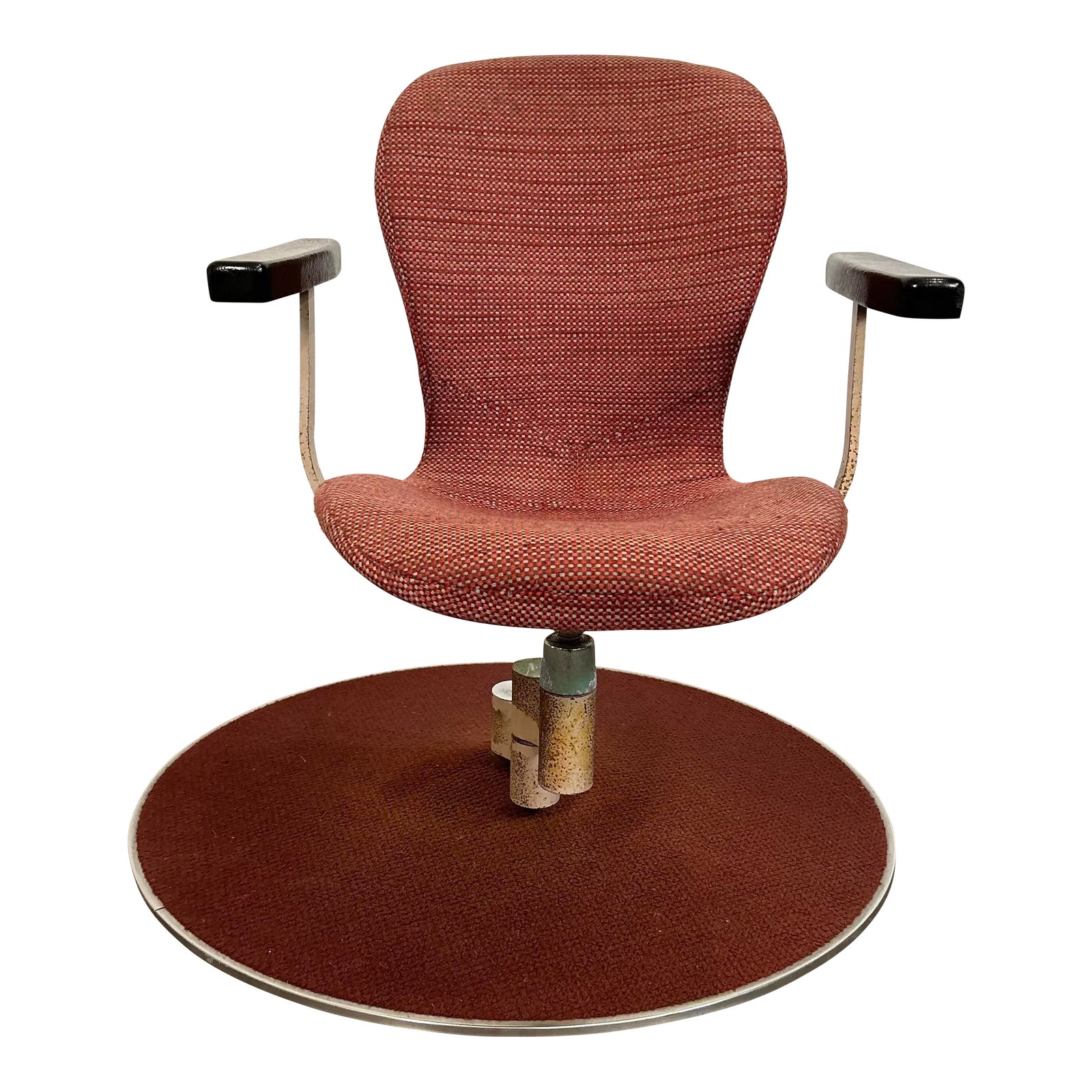 Seattle Space Needle Revolving Observation Chair by Gideon Kramer ...