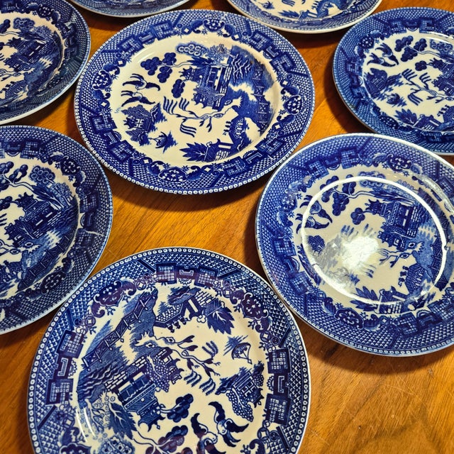 Blue Willow Plates- Set of Eight | Chairish