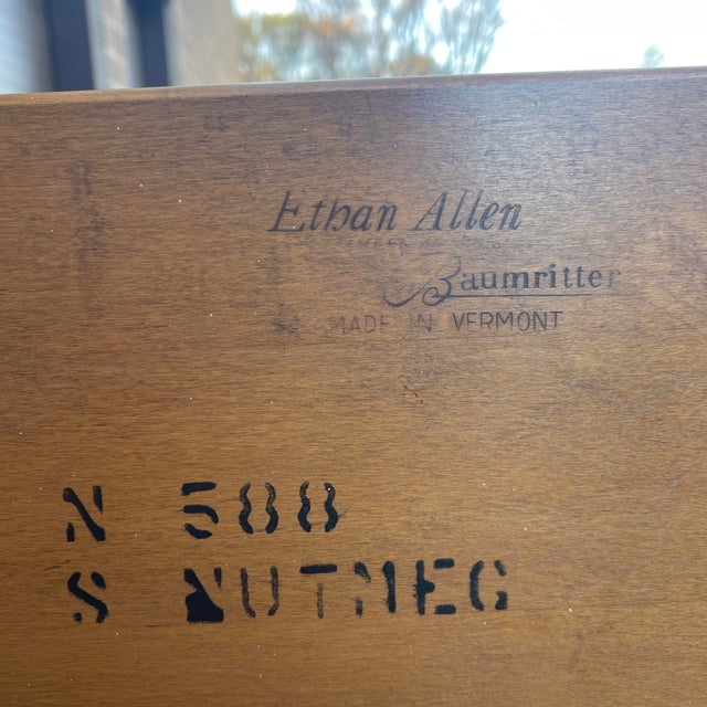 1960s Ethan Allen by Baumritter Heirloom Nutmeg Maple Full Size Acorn ...