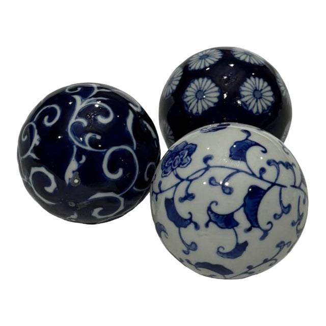 Vintage Blue and White Ceramic Porcelain Chinoiserie Balls, Orbs ...