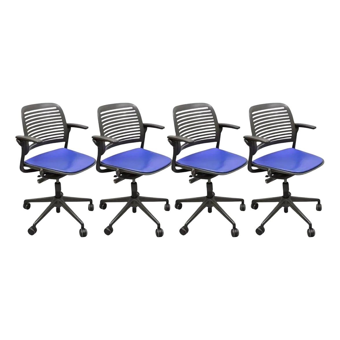 Late 20th Century Steelcase 487 Cachet Swivel Office Desk Chair With ...