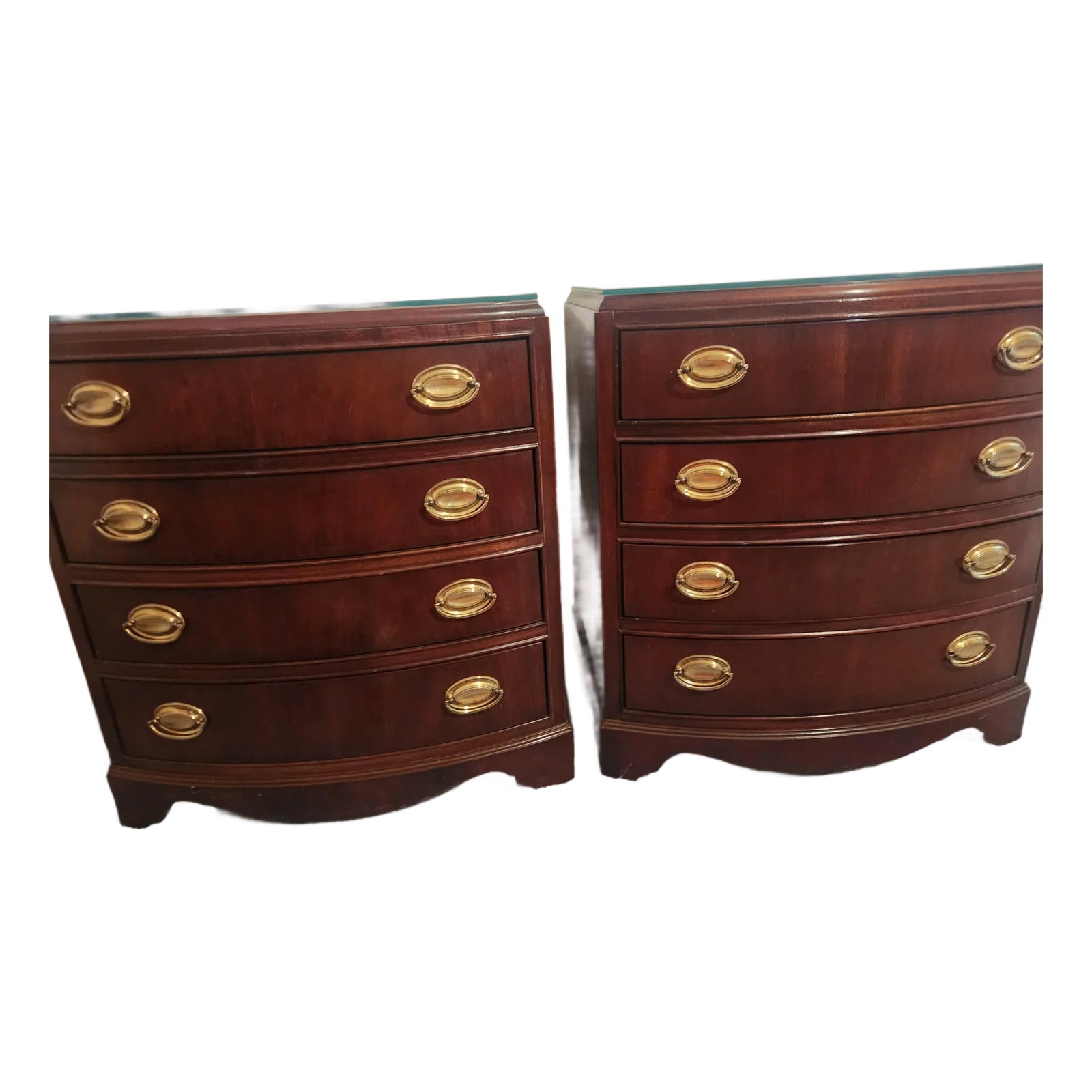 1980s Pair of Thomasville Vintage Nightstands | Chairish