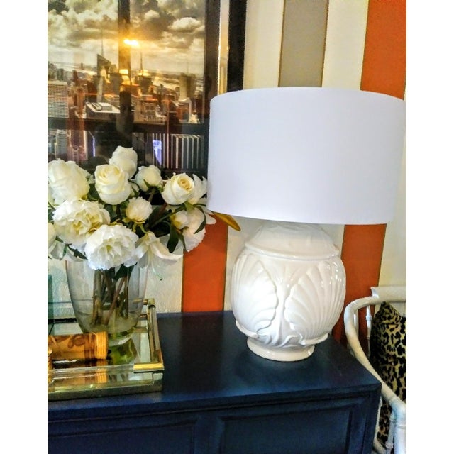 Large White Ceramic Sea Clam Shell Design Table Lamp W/ White Shade ...