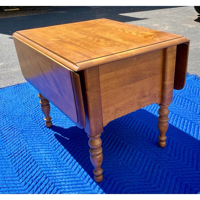 1980s Vintage Traditional Ethan Allen Heirloom Nutmeg Maple Pembroke ...