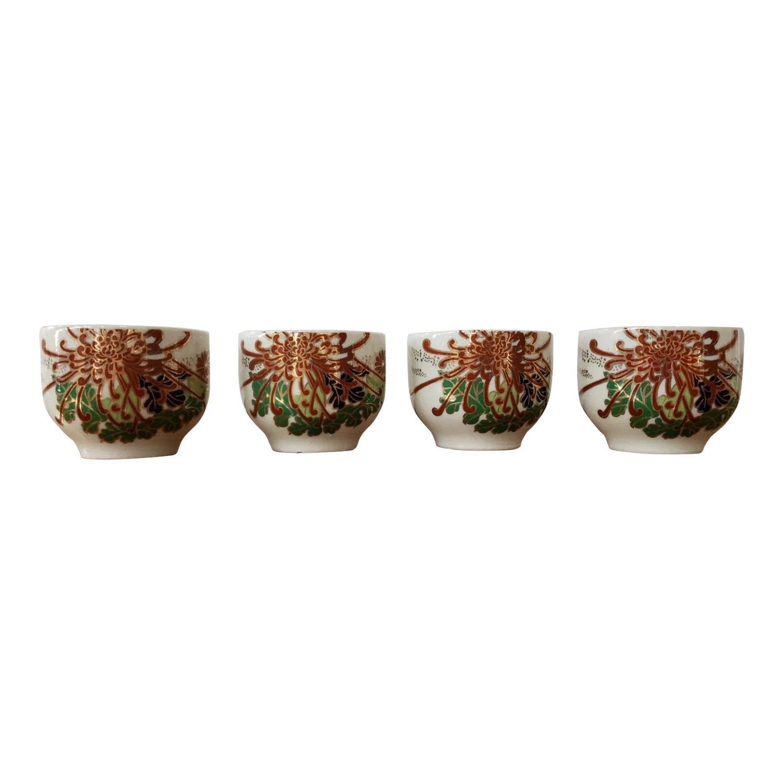 Set of 4 1970s Japanese Kozan Gama Sake Cups With Floral Motif | Chairish