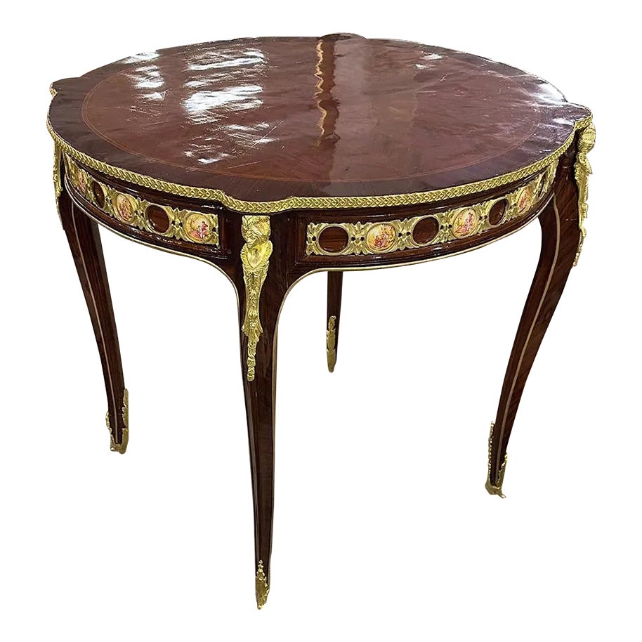 French Rococo Style Side Table With Gold Details | Chairish