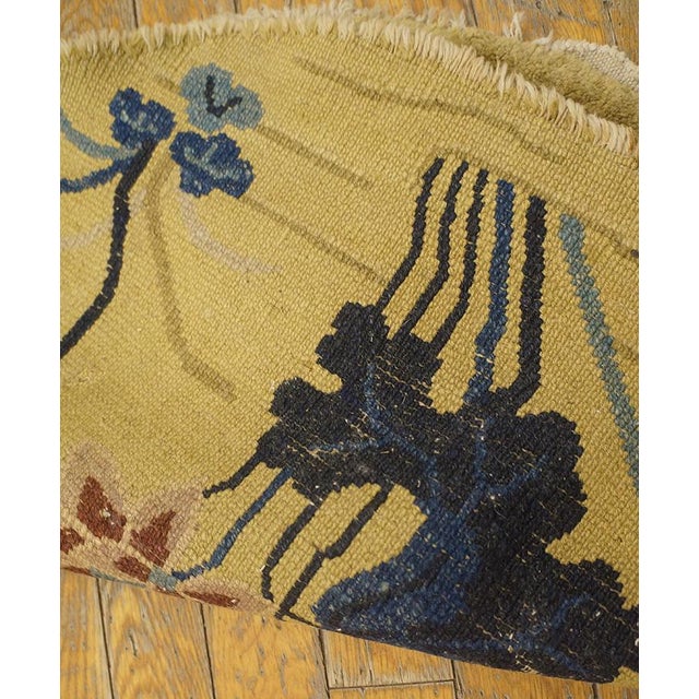 1920s Round Chinese Art Deco Round Rug ( 2' R - 62 CM ) | Chairish