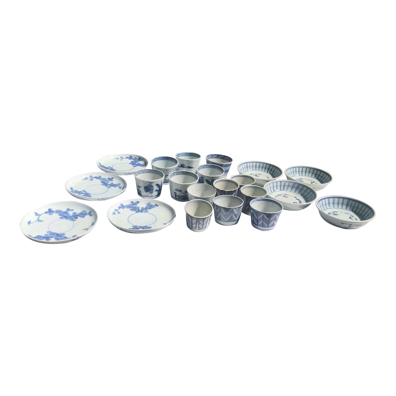 18th Century Edo-Period Japanese Arita Porcelain Dinnerware, 21 Pieces ...