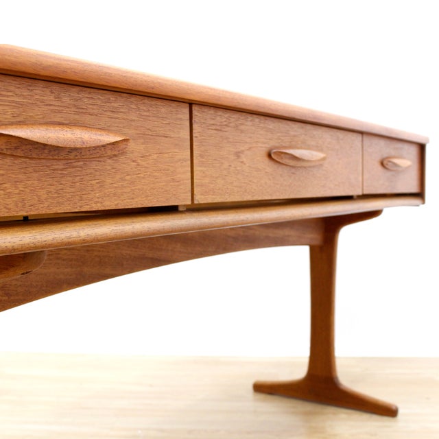 1960s Mid Century Console Table Dresser by Austinsuite | Chairish