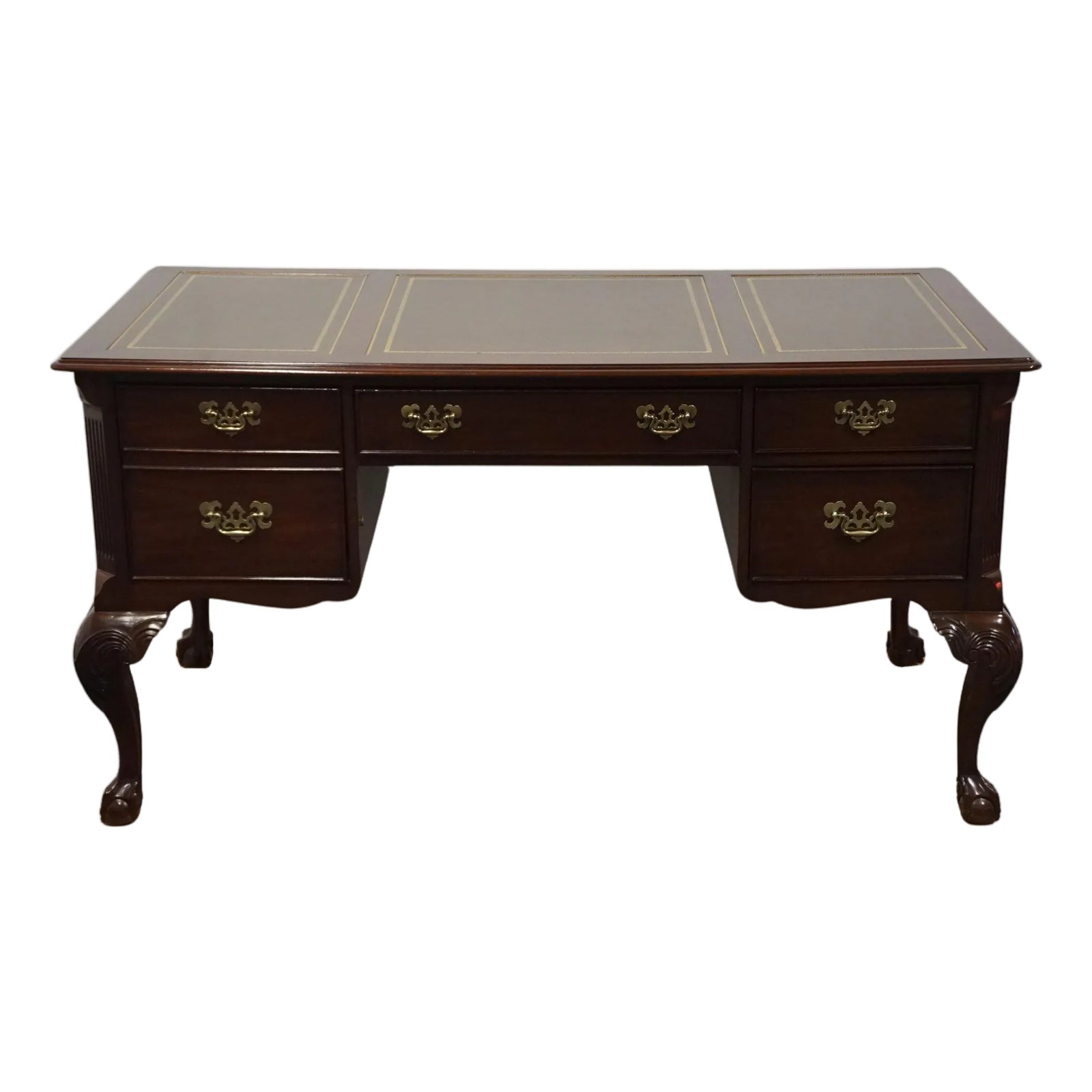 Sligh Furniture the Ellis Line Solid Mahogany Traditional Chippendale ...