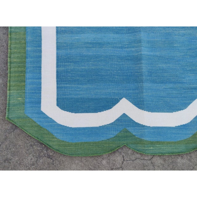 Handmade Cotton Vegetable Dyed Scalloped Edge Rug Teal Blue With Cream ...