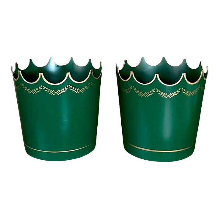 Vintage Emerald Green & Giit / Gold Tole Monteith Style Cachepot ...