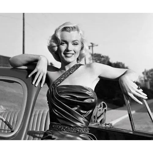 Marilyn Monroe With Classic Roadster for "How to Marry a Millionaire ...
