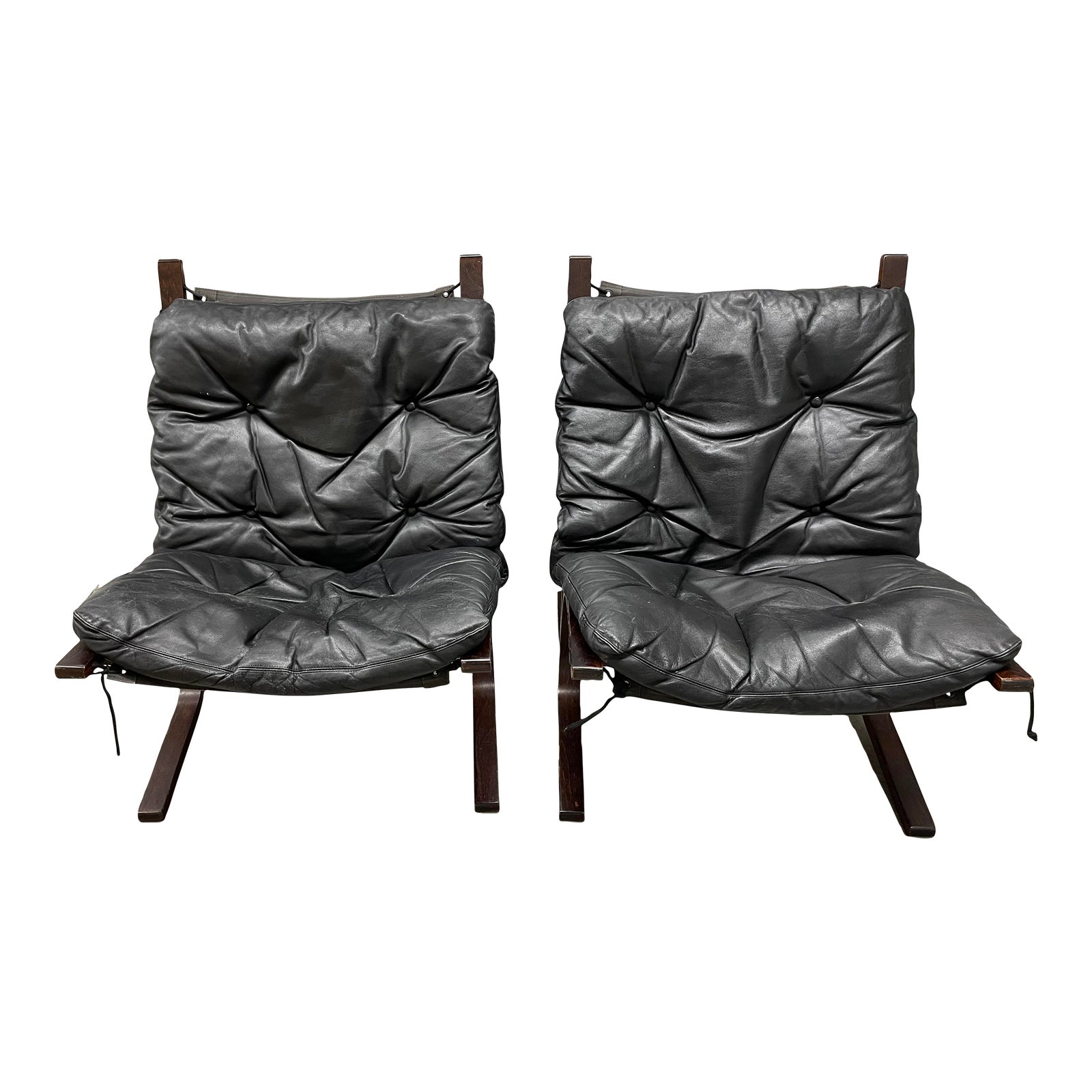 Mid Century Siesta Lounge Chairs by Westnofa - a Pair | Chairish